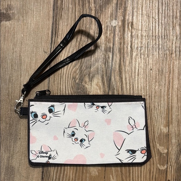 Disney | Bags | Disney Marie Cat Wristlet With Pink And White Design ...